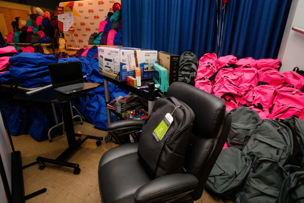 officedepotstartproud2022farrellelementaryschoolphiladelphiapagk544114 ...