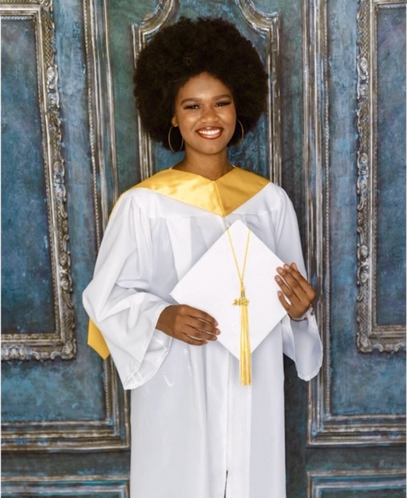 April Senior of the Month – Iya Nealy - The School District of Philadelphia